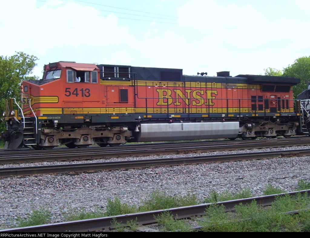 BNSF 5413